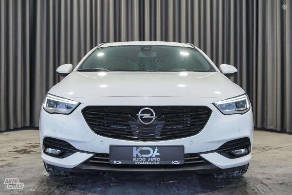 White Opel Insignia 2019 in Marijampole, with an engine capacity of 1.60 L and mileage of 191 thousand km for 10750 €, photo 3 on AUTOMOTO.COM.LV