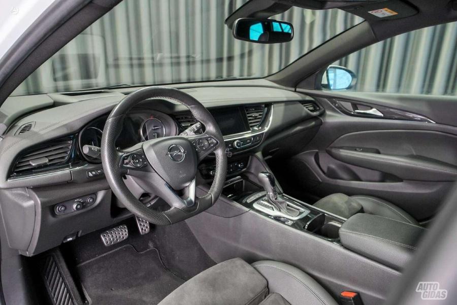 Balts Opel Insignia 2019 Marijampole, ar dzinēja tilpumu 1.60 L un nobraukumu 191 tūkst. km par 10750 €, foto 17 vietnē AUTOMOTO.COM.LV