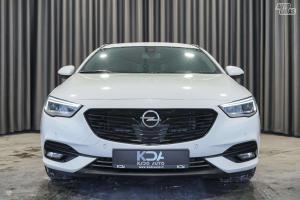 White Opel Insignia 2019 in Marijampole, with an engine capacity of 1.60 L and mileage of 191 thousand km for 10750 €, photo 4 on AUTOMOTO.COM.LV