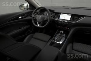 Balts Opel Insignia 2019 Jelgava, ar dzinēja tilpumu 2.00 L un nobraukumu 226 tūkst. km par 12000 €, foto 10 vietnē AUTOMOTO.COM.LV