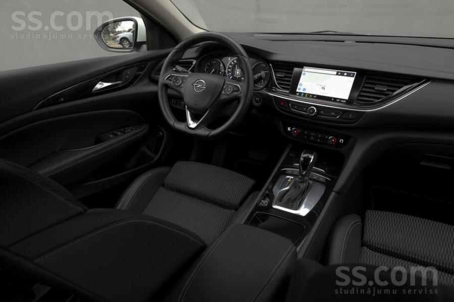 Balts Opel Insignia 2019 Jelgava, ar dzinēja tilpumu 2.00 L un nobraukumu 226 tūkst. km par 12000 €, foto 10 vietnē AUTOMOTO.COM.LV
