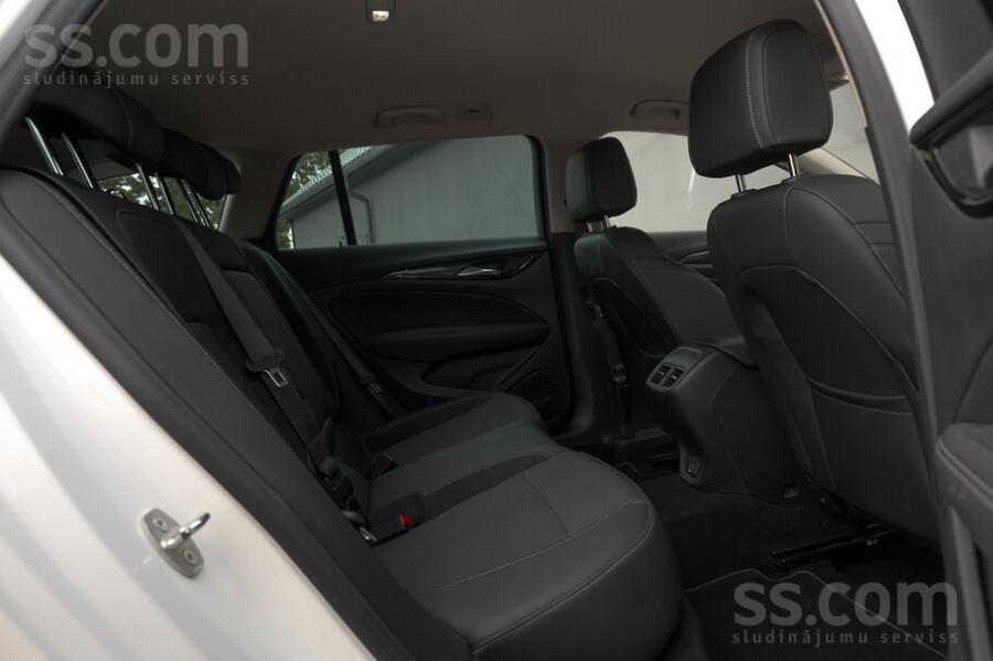 Balts Opel Insignia 2019 Jelgava, ar dzinēja tilpumu 2.00 L un nobraukumu 226 tūkst. km par 12000 €, foto 14 vietnē AUTOMOTO.COM.LV
