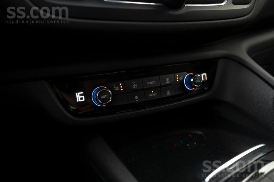 Balts Opel Insignia 2019 Jelgava, ar dzinēja tilpumu 2.00 L un nobraukumu 226 tūkst. km par 12000 €, foto 22 vietnē AUTOMOTO.COM.LV