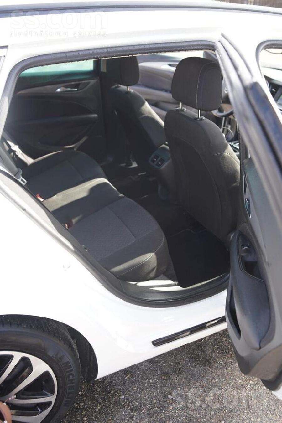 Balts Opel Insignia 2019 Rīga, ar dzinēja tilpumu 1.60 L un nobraukumu 209 tūkst. km par 9500 €, foto 11 vietnē AUTOMOTO.COM.LV