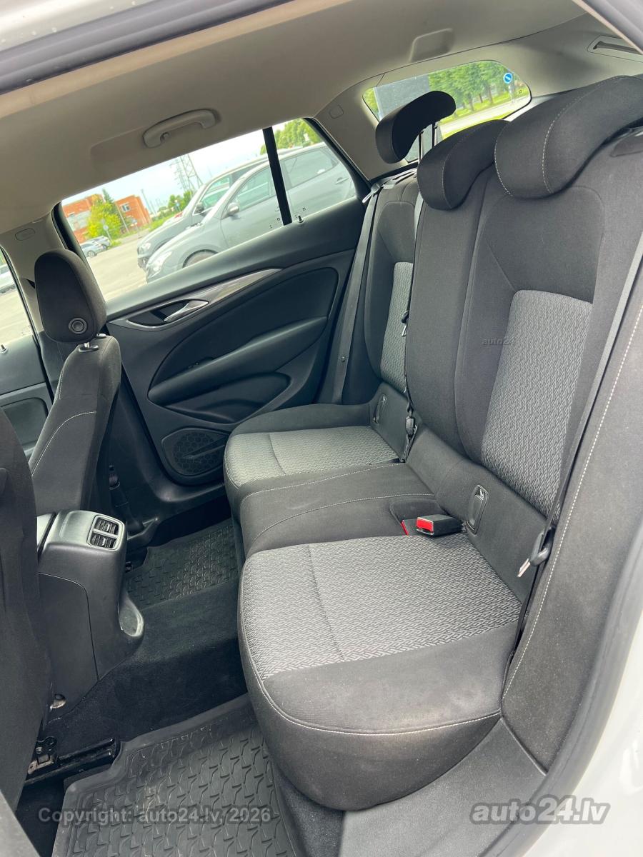 Balts Opel Insignia 2019 Narva, ar dzinēja tilpumu 1.60 L un nobraukumu 270 tūkst. km par 5999 €, foto 19 vietnē AUTOMOTO.COM.LV