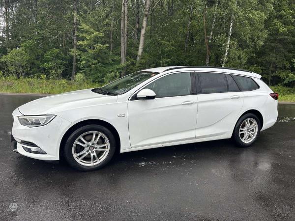 White Opel Insignia 2019 in Kaunas, with an engine capacity of 1.96 L and mileage of 176 thousand km for 8900 €, photo 7 on AUTOMOTO.COM.LV