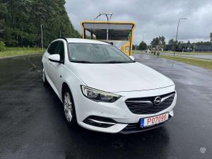 White Opel Insignia 2019 in Kaunas, with an engine capacity of 1.96 L and mileage of 176 thousand km for 8900 €, photo 10 on AUTOMOTO.COM.LV