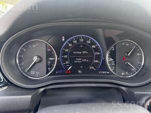White Opel Insignia 2019 in Riga, with an engine capacity of 2.00 L and mileage of 112 thousand km for 12900 €, photo 13 on AUTOMOTO.COM.LV