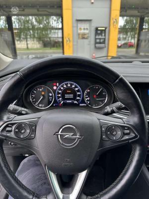 White Opel Insignia 2019 in Kaunas, with an engine capacity of 1.60 L and mileage of 230 thousand km for 11000 €, photo 11 on AUTOMOTO.COM.LV