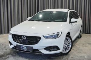 White Opel Insignia 2019 in Marijampole, with an engine capacity of 1.60 L and mileage of 191 thousand km for 10750 €, photo 5 on AUTOMOTO.COM.LV