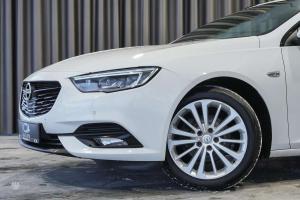 White Opel Insignia 2019 in Marijampole, with an engine capacity of 1.60 L and mileage of 191 thousand km for 10750 €, photo 7 on AUTOMOTO.COM.LV