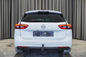 White Opel Insignia 2019 in Marijampole, with an engine capacity of 1.60 L and mileage of 191 thousand km for 10750 €, photo 12 on AUTOMOTO.COM.LV