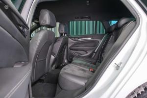 White Opel Insignia 2019 in Marijampole, with an engine capacity of 1.60 L and mileage of 191 thousand km for 10750 €, photo 34 on AUTOMOTO.COM.LV