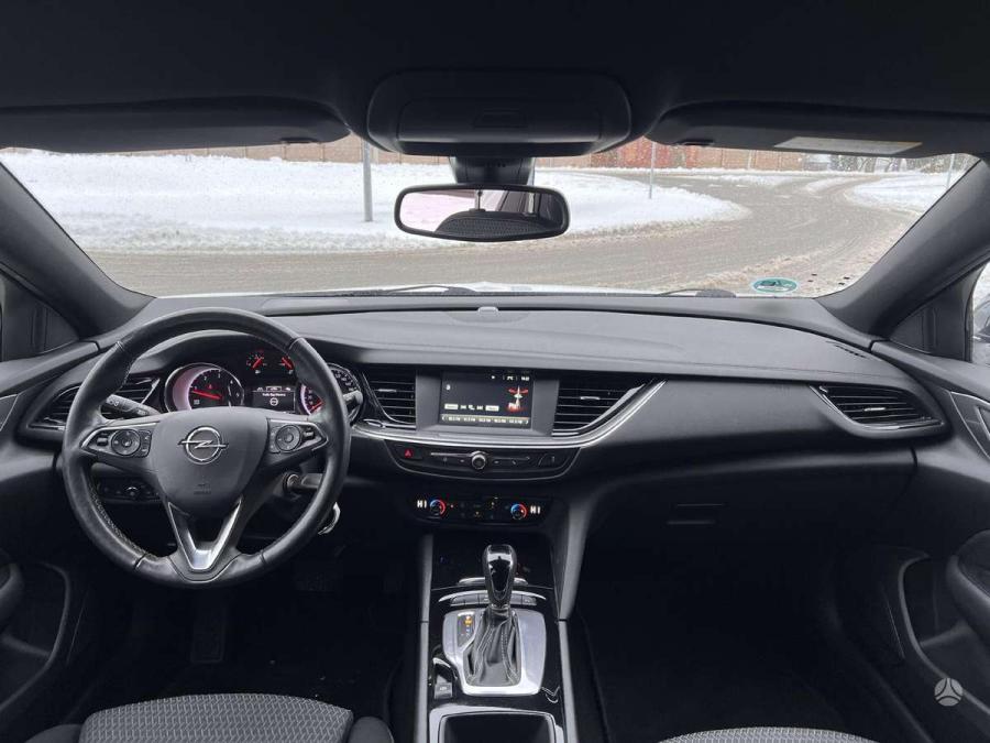 Balts Opel Insignia 2020 Utena, ar dzinēja tilpumu 1.50 L un nobraukumu 230 tūkst. km par 8900 €, foto 13 vietnē AUTOMOTO.COM.LV