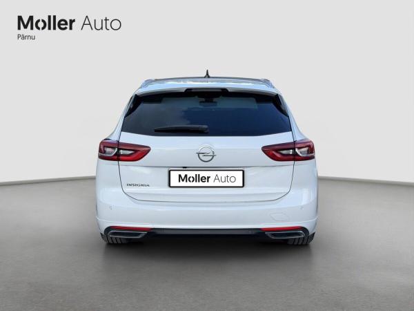 White Opel Insignia 2020 in Parnu, with an engine capacity of 1.50 L and mileage of 138 thousand km for 15950 €, photo 5 on AUTOMOTO.COM.LV