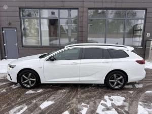 White Opel Insignia 2021 in Utena, with an engine capacity of 1.50 L and mileage of 230 thousand km for 9500 €, photo 6 on AUTOMOTO.COM.LV