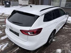 White Opel Insignia 2021 in Utena, with an engine capacity of 1.50 L and mileage of 230 thousand km for 9500 €, photo 12 on AUTOMOTO.COM.LV