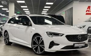 White Opel Insignia 2021 in Klaipeda, with an engine capacity of 2.00 L and mileage of 232 thousand km for 15950 €, photo  on AUTOMOTO.COM.LV