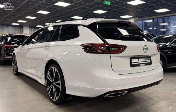 White Opel Insignia 2021 in Klaipeda, with an engine capacity of 2.00 L and mileage of 232 thousand km for 15950 €, photo 2 on AUTOMOTO.COM.LV