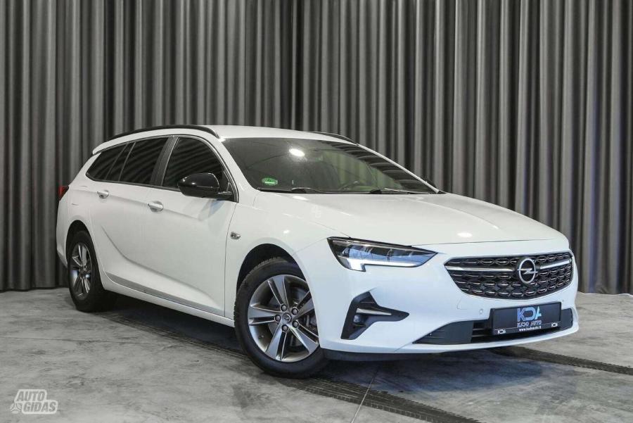 White Opel Insignia 2021 in Marijampole, with an engine capacity of 2.00 L and mileage of 114 thousand km for 13750 €, photo 1 on AUTOMOTO.COM.LV