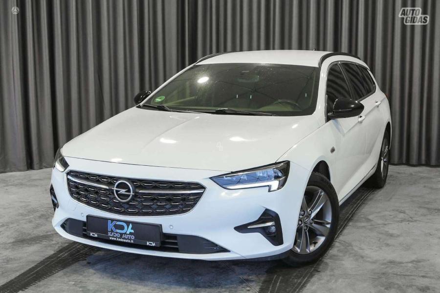 White Opel Insignia 2021 in Marijampole, with an engine capacity of 2.00 L and mileage of 114 thousand km for 13750 €, photo 4 on AUTOMOTO.COM.LV