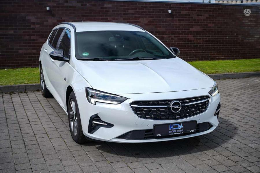 White Opel Insignia 2021 in Marijampole, with an engine capacity of 1.96 L and mileage of 114 thousand km for 11950 €, photo 3 on AUTOMOTO.COM.LV