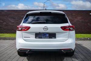 White Opel Insignia 2021 in Marijampole, with an engine capacity of 1.96 L and mileage of 114 thousand km for 11950 €, photo 12 on AUTOMOTO.COM.LV