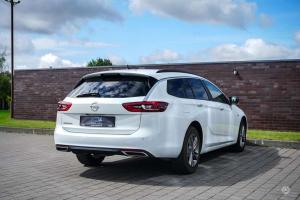 White Opel Insignia 2021 in Marijampole, with an engine capacity of 1.96 L and mileage of 114 thousand km for 11950 €, photo 14 on AUTOMOTO.COM.LV