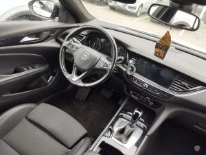 White Opel Insignia 2021 in Vilnius, with an engine capacity of 1.50 L and mileage of 195 thousand km for 9990 €, photo 13 on AUTOMOTO.COM.LV