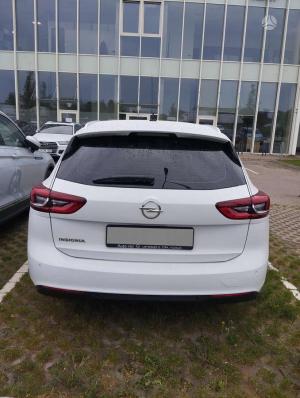White Opel Insignia 2021 in Vilnius, with an engine capacity of 1.50 L and mileage of 195 thousand km for 9990 €, photo 34 on AUTOMOTO.COM.LV