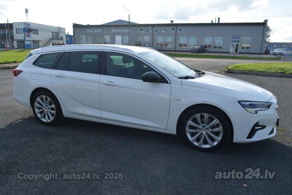 White Opel Insignia 2021 in Tallinn, with an engine capacity of 2.00 L and mileage of 98 thousand km for 15500 €, photo 3 on AUTOMOTO.COM.LV