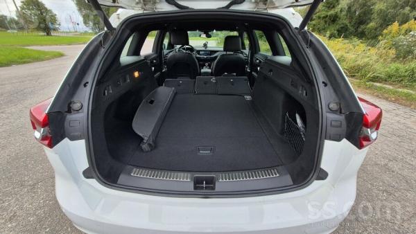 Opel Insignia 2021 RÄ«ga vietnÄ Balts Opel Insignia 2021 RÄ«ga, ar dzinÄja tilpumu 1.50 L un nobraukumu 118 tÅ«kst. km par 10100 ā¬, foto 9 vietnÄ AUTOMOTO.COM.LV