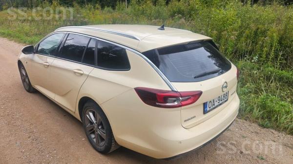 Opel Insignia 2019 Valmiera vietnē Dzeltens Opel Insignia 2019 Valmiera, ar dzinēja tilpumu 1.60 L un nobraukumu 139 tūkst. km par 7500 €, foto 5 vietnē AUTOMOTO.COM.LV
