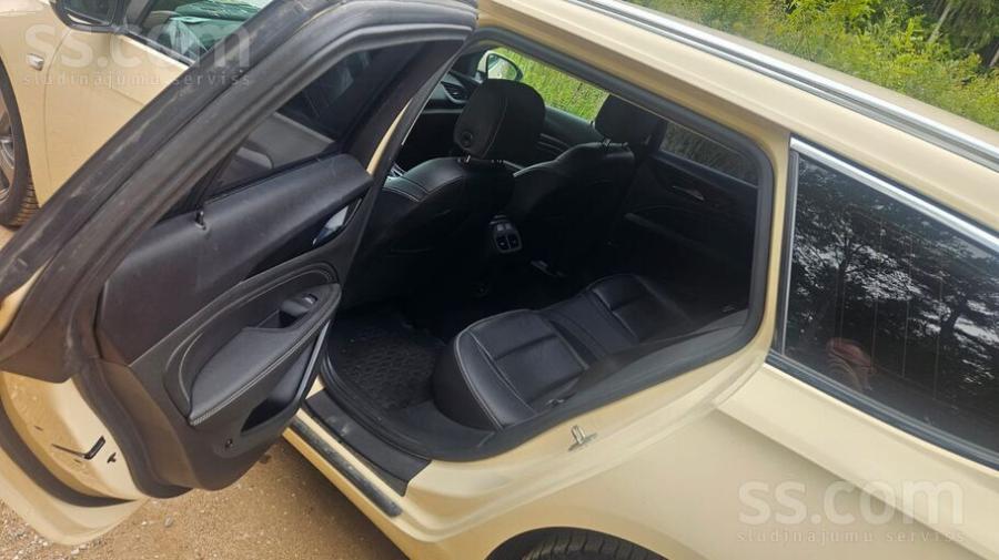 Dzeltens Opel Insignia 2019 Valmiera, ar dzinēja tilpumu 1.60 L un nobraukumu 139 tūkst. km par 7500 €, foto 8 vietnē AUTOMOTO.COM.LV