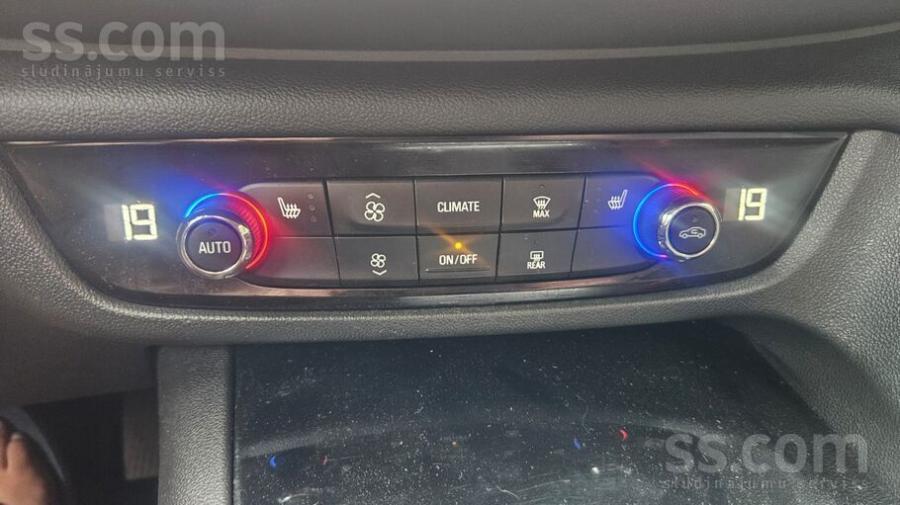 Dzeltens Opel Insignia 2019 Valmiera, ar dzinēja tilpumu 1.60 L un nobraukumu 139 tūkst. km par 7500 €, foto 16 vietnē AUTOMOTO.COM.LV