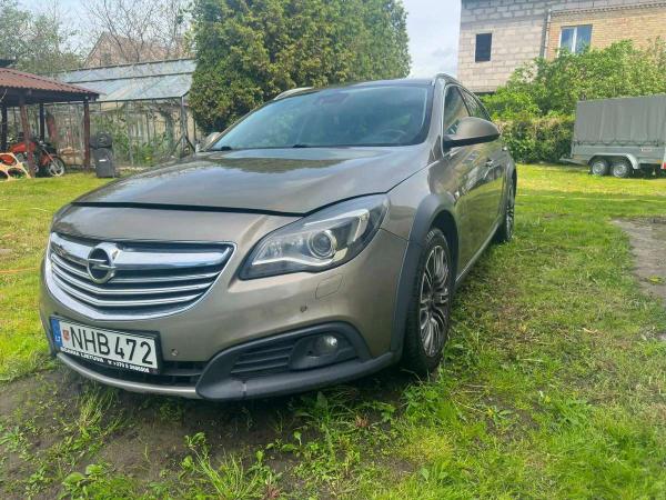 Dzeltens Opel Insignia 2014 Viļņa, ar dzinēja tilpumu 1.96 L un nobraukumu 230 tūkst. km par 5200 €, foto 1 vietnē AUTOMOTO.COM.LV