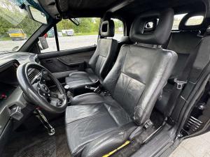 Melns Opel Kadett 1992 Hāpsalu, ar dzinēja tilpumu 2.00 L un nobraukumu 161 tūkst. km par 4500 €, foto 12 vietnē AUTOMOTO.COM.LV