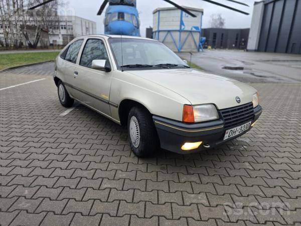 Brown Opel Kadett 1987 in Riga, with an engine capacity of 1.30 L and mileage of 0 thousand km for 1800 €, photo 2 on AUTOMOTO.COM.LV