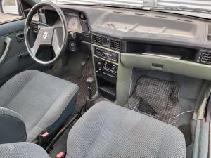 Grey Opel Kadett 1986 in Vilnius, with an engine capacity of 1.60 L and mileage of 45 thousand km for 750 €, photo 10 on AUTOMOTO.COM.LV