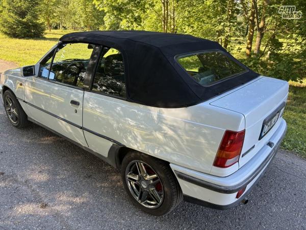 Opel Kadett 1993 in Joniskis, with an engine capacity of 1.60 L and mileage of 73 thousand km for 2650 €, photo 4 on AUTOMOTO.COM.LV