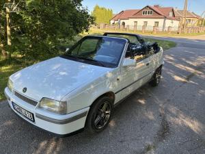 Опель Кадет 1993 в Ионишкис, объемом двигателя 1.60 л и пробегом 73 тыс. км за 2650 €, фото 12 на AUTOMOTO.COM.LV