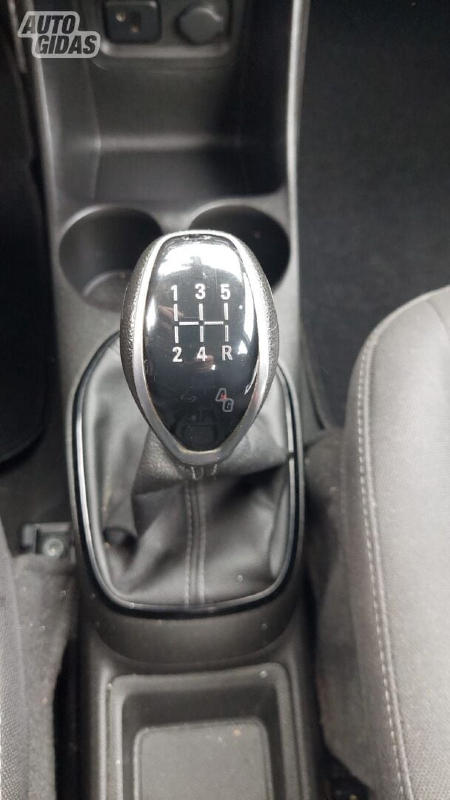 Balts Opel Karl 2015 Kauņa, ar dzinēja tilpumu 1.00 L un nobraukumu 179 tūkst. km par 3900 €, foto 13 vietnē AUTOMOTO.COM.LV