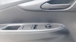 Balts Opel Karl 2015 Kauņa, ar dzinēja tilpumu 1.00 L un nobraukumu 179 tūkst. km par 3900 €, foto 16 vietnē AUTOMOTO.COM.LV
