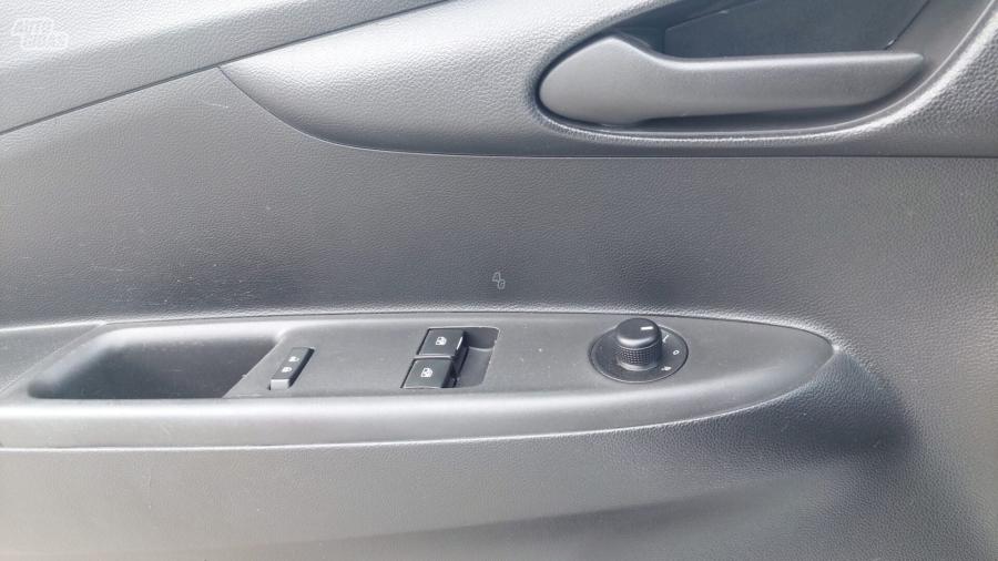 Balts Opel Karl 2015 Kauņa, ar dzinēja tilpumu 1.00 L un nobraukumu 179 tūkst. km par 3900 €, foto 16 vietnē AUTOMOTO.COM.LV