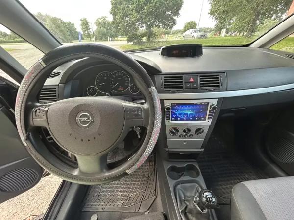 Melns Opel Meriva 2003 Grobiņa, ar dzinēja tilpumu 1.70 L un nobraukumu 248 tūkst. km par 1490 €, foto 9 vietnē AUTOMOTO.COM.LV