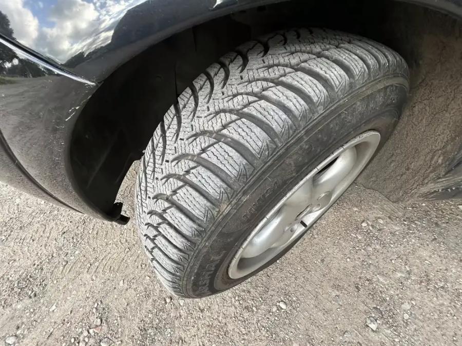 Melns Opel Meriva 2003 Grobiņa, ar dzinēja tilpumu 1.70 L un nobraukumu 248 tūkst. km par 1490 €, foto 11 vietnē AUTOMOTO.COM.LV