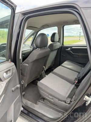 Melns Opel Meriva 2004 Liepāja, ar dzinēja tilpumu 1.70 L un nobraukumu 265 tūkst. km par 1700 €, foto 8 vietnē AUTOMOTO.COM.LV