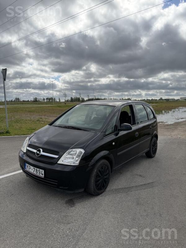 Opel Meriva 2004 LiepÄja vietnÄ Melns Opel Meriva 2004 LiepÄja, ar dzinÄja tilpumu 1.70 L un nobraukumu 265 tÅ«kst. km par 1700 ā¬, foto 1 vietnÄ AUTOMOTO.COM.LV