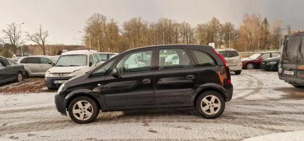 Melns Opel Meriva 2005 Valmiera, ar dzinēja tilpumu 1.70 L un nobraukumu 258 tūkst. km par 1450 €, foto 5 vietnē AUTOMOTO.COM.LV