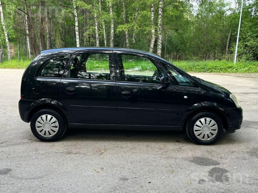 Black Opel Meriva 2008 in Riga, with an engine capacity of 1.40 L and mileage of 0 thousand km for 2250 €, photo 7 on AUTOMOTO.COM.LV